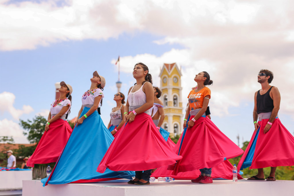 Lanza Pepsi “Black Knight Decoded” - Grupo Xcaret Sitio Corporativo